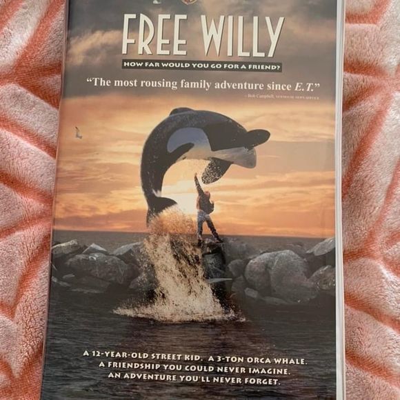Warner Bros. | Other | Vhs Tape Free Willy | Poshmark